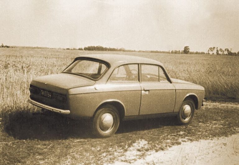 Prototyp FSO Syrena Laminat Karola Pionniera